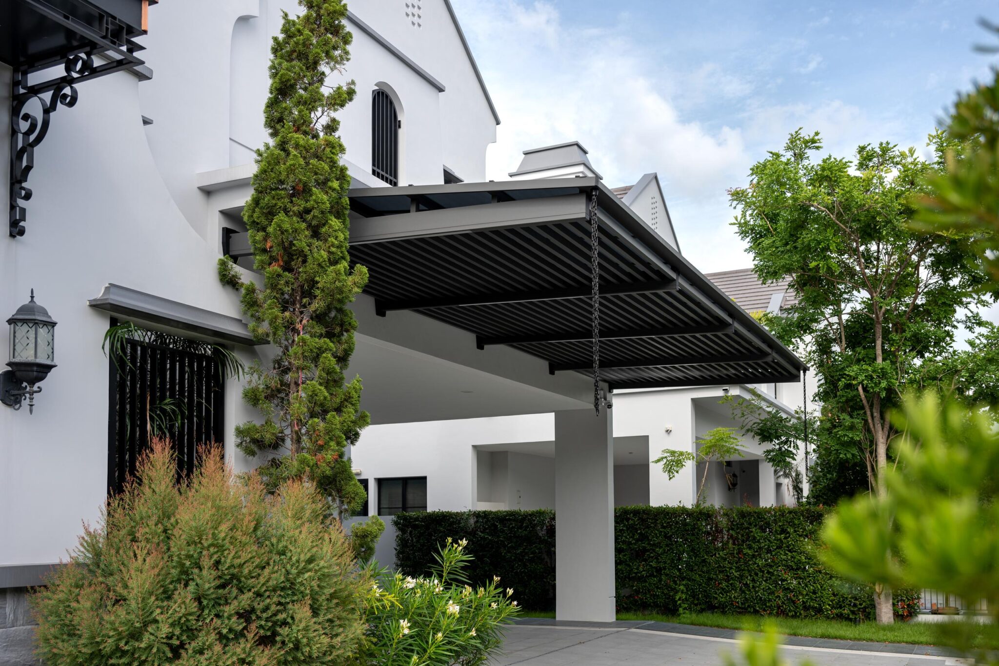 Mr. Thanakrit’s Residence - ALNEX